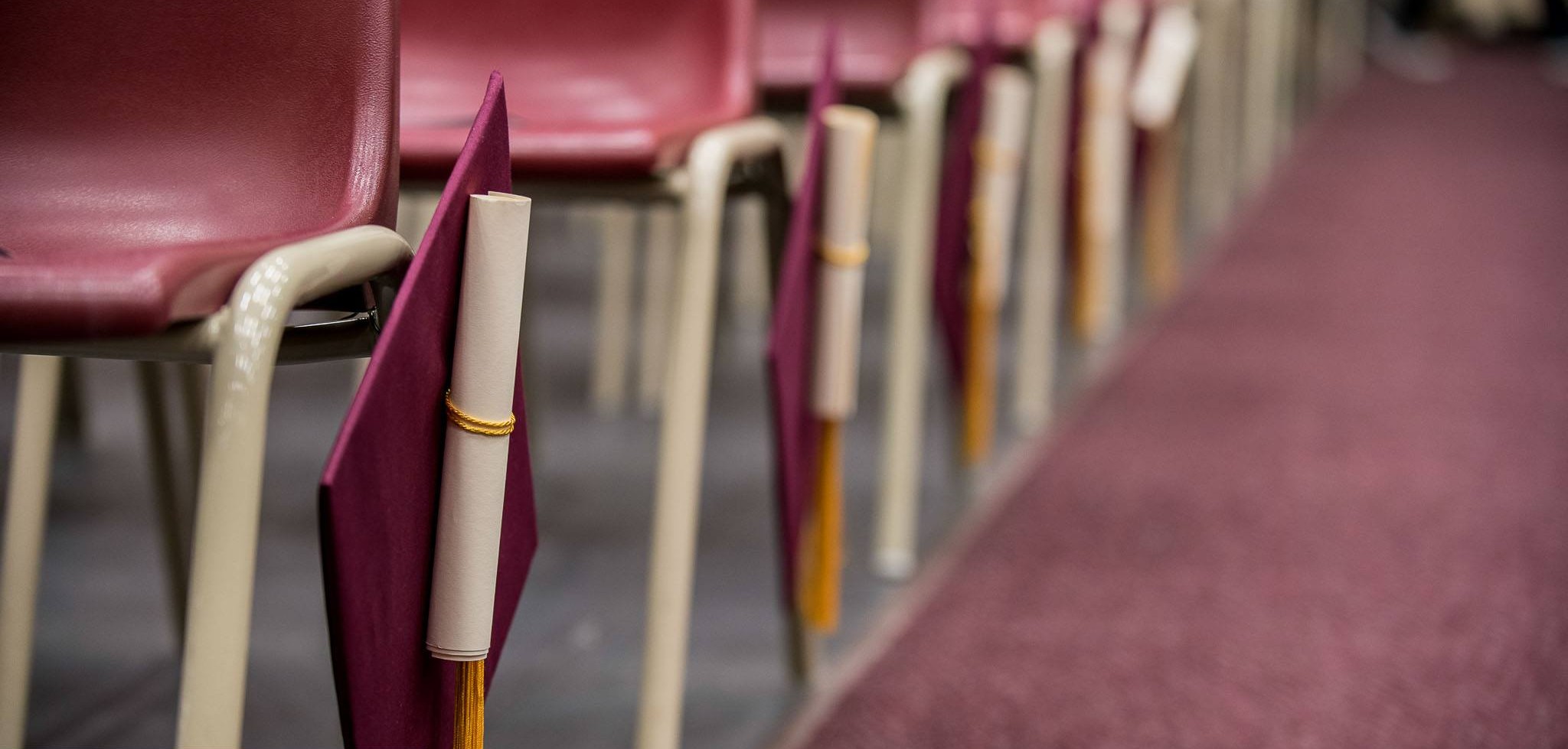 Alumni Diploma Frames - Hanson College ON